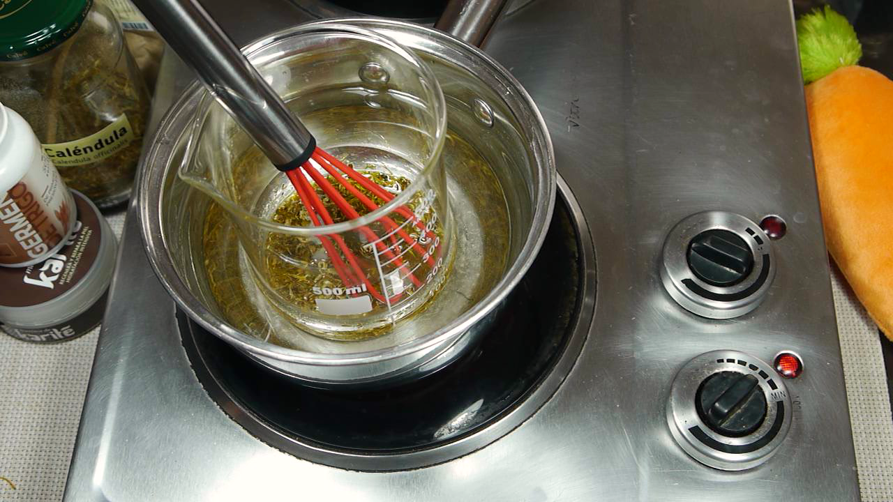 Cómo hacer Pomada de Caléndula - Zana tu mente