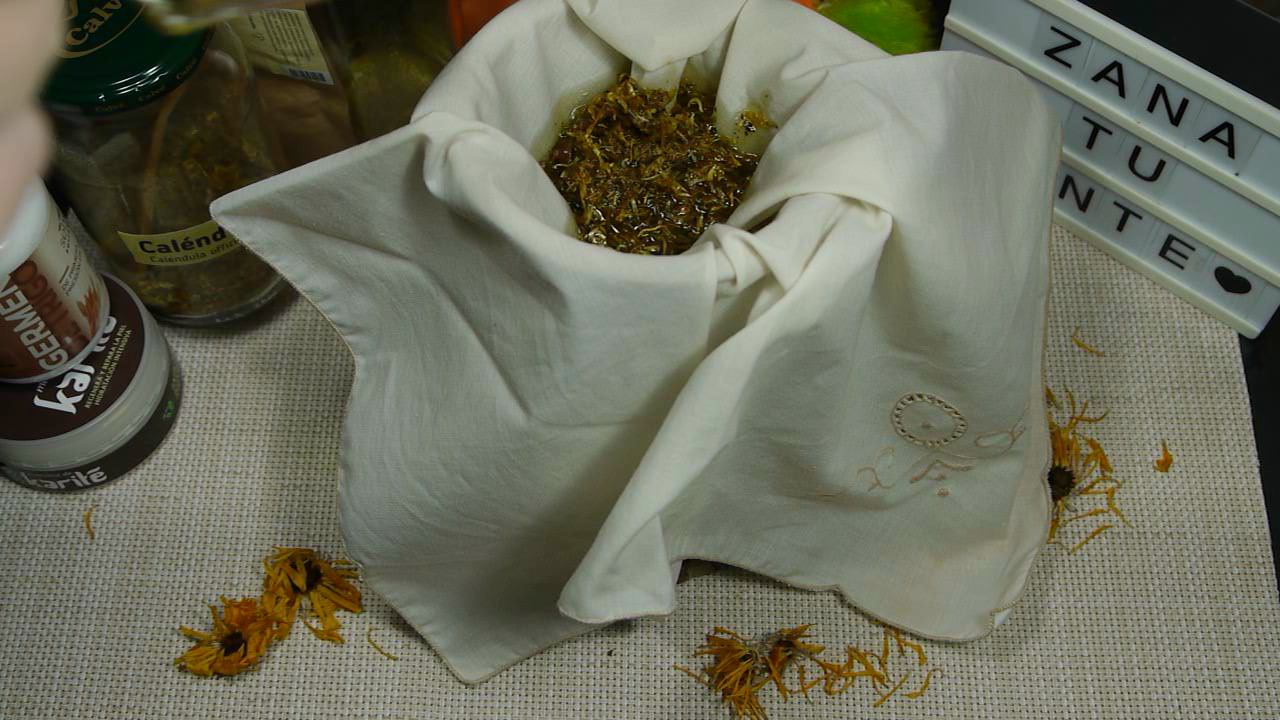 Cómo hacer Pomada de Caléndula - Zana tu mente